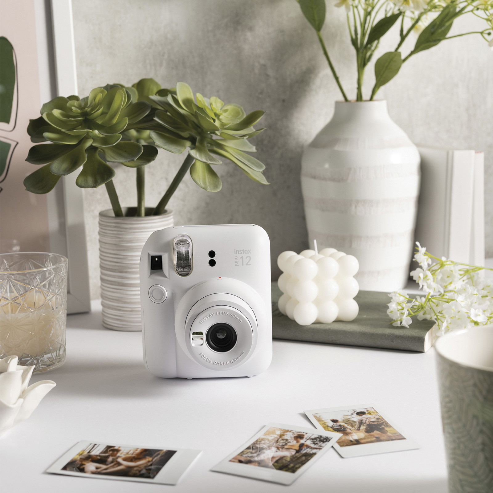 Fuji Instax Mini 12 kamera inkl. film - Daarbak Redoffice A/S